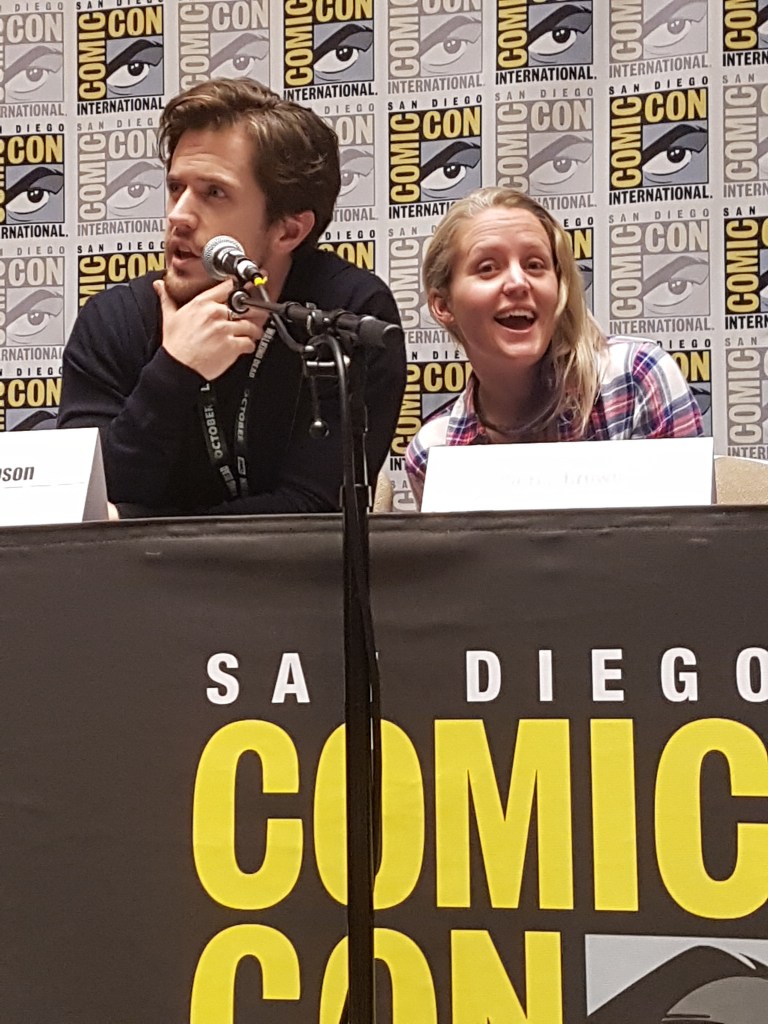 Red Rising Fans Bring The Howler Pride To Comic-Con In San Diego ...